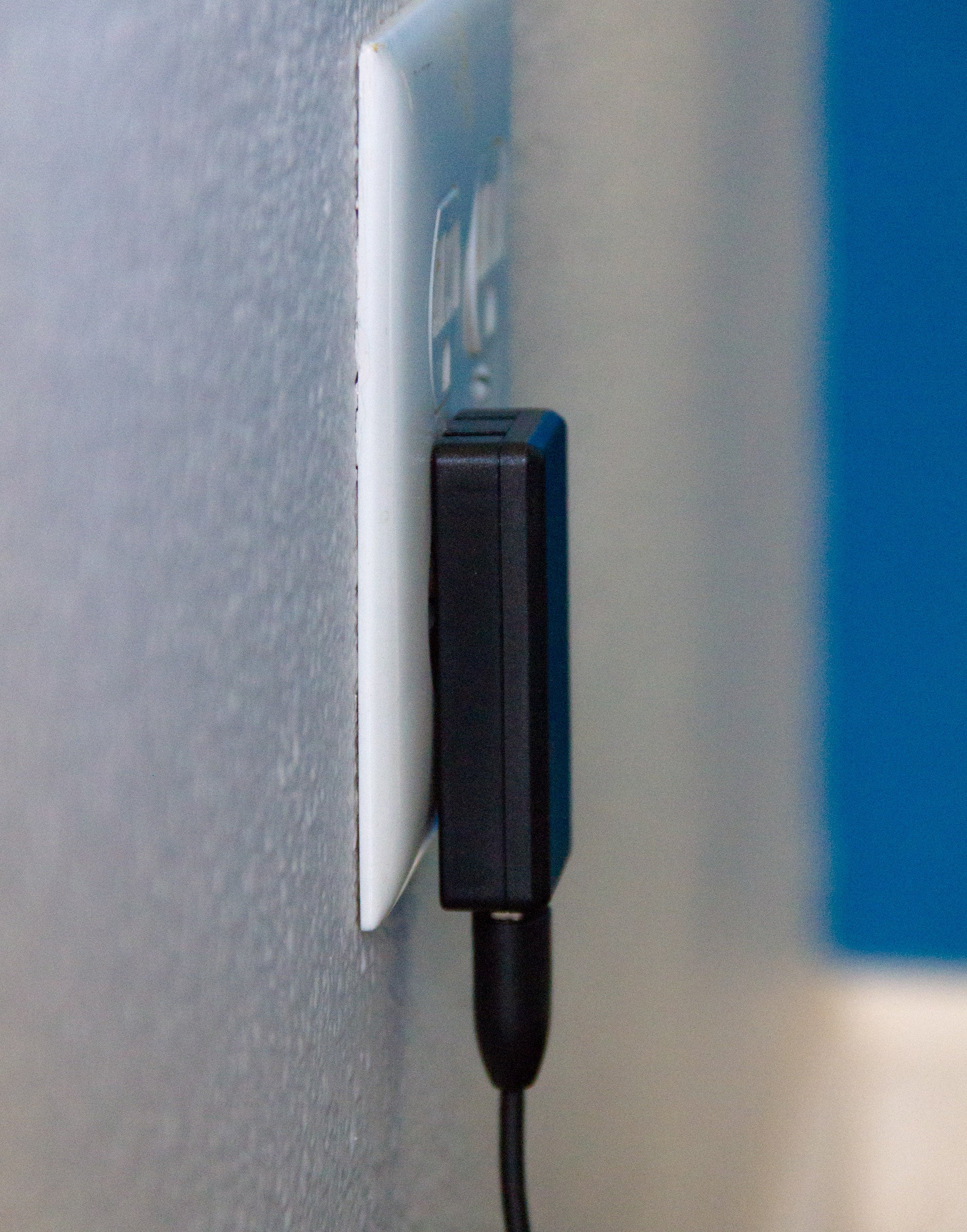 Low Profile USB Power Adapter | Elevation Lab