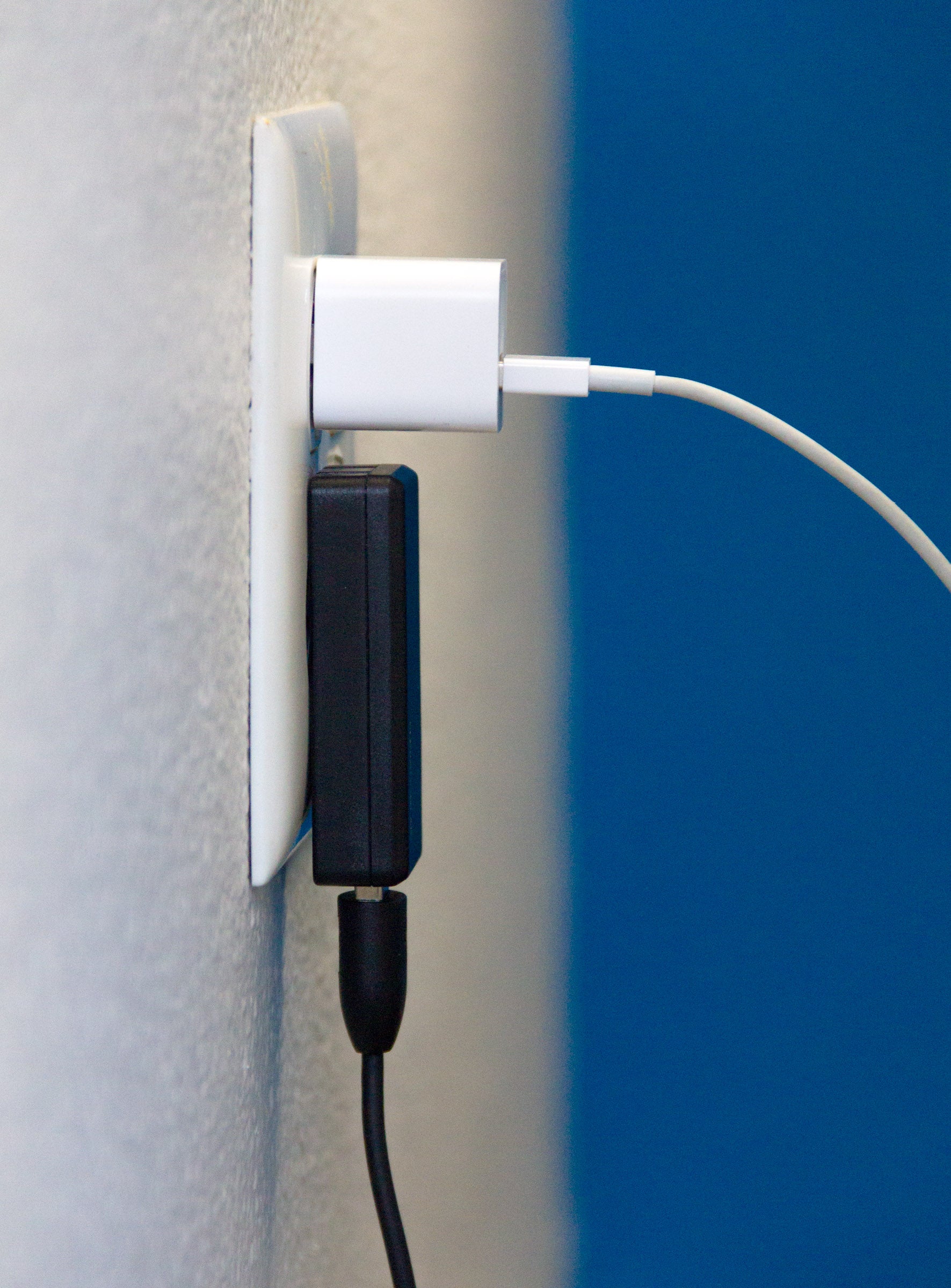 Low Profile USB Power Adapter | Elevation Lab